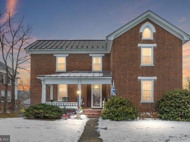 101 Virginia Ave, Petersburg, WV 26847