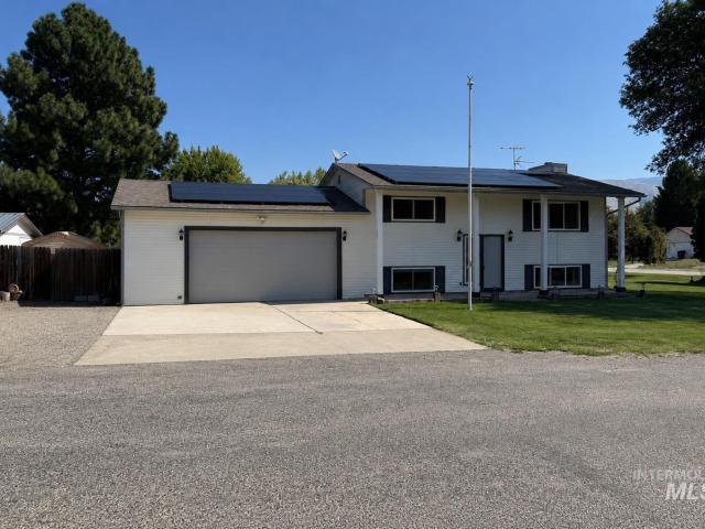 101 Vista Lane