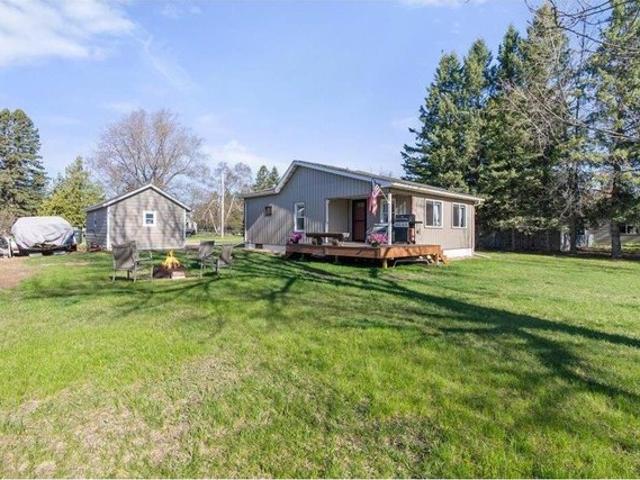 101 York St, Pine River, MN 56474