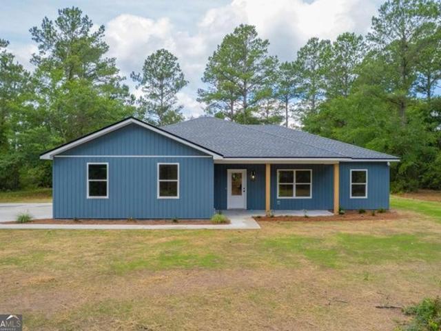 101 Yorkshire Ln, Waverly, GA 31565