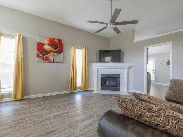 10241 cottage oaks cv
