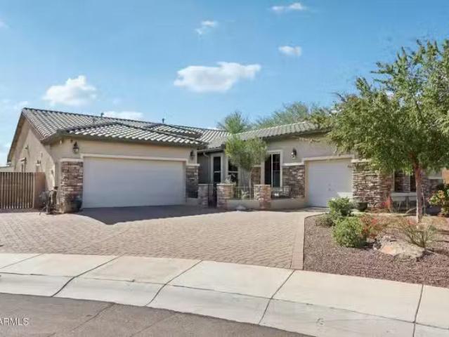 10247 W PATRICK LN, PEORIA, AZ 85383 Single Family Residence F.