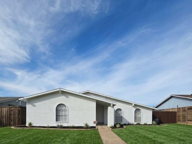10247 Green Ash Rd, Dallas, TX 75243