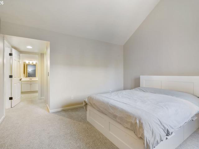 10247 NW Village Heights Dr, Portland, OR 97229 | MLS #547914
