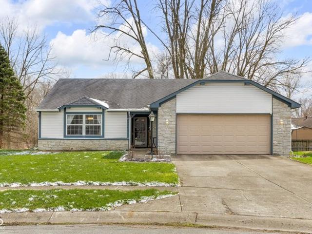 10247 Park Stream Dr, Indianapolis, IN 46229