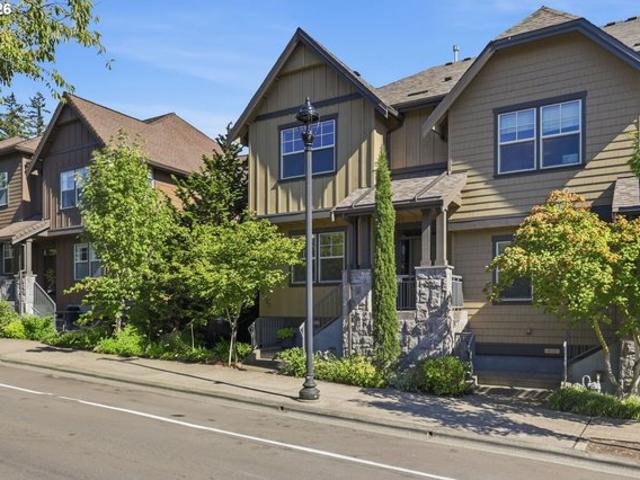 10244 SW Taylor St, Portland, OR 97225