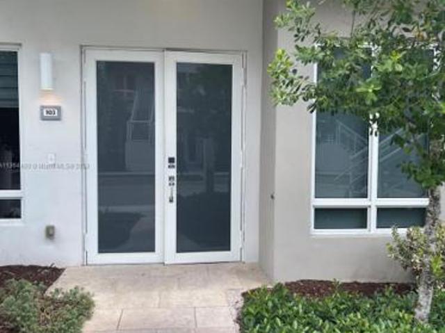 10245 63rd Ter NW #103, Doral, FL 33178