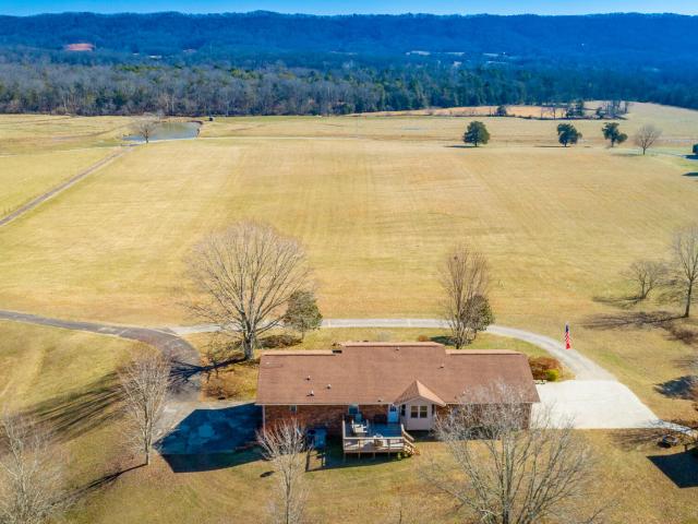10245 Snow Hill Rd, Ooltewah, TN 37363 | MLS #1530 | Compass