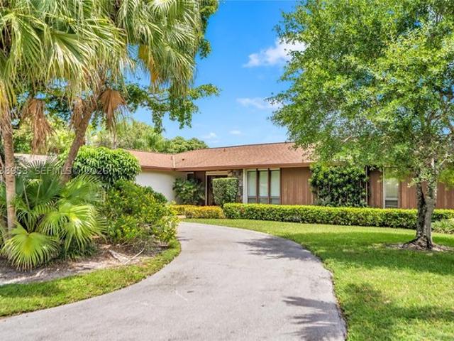 10245 SW 130th St, Miami, FL 33176