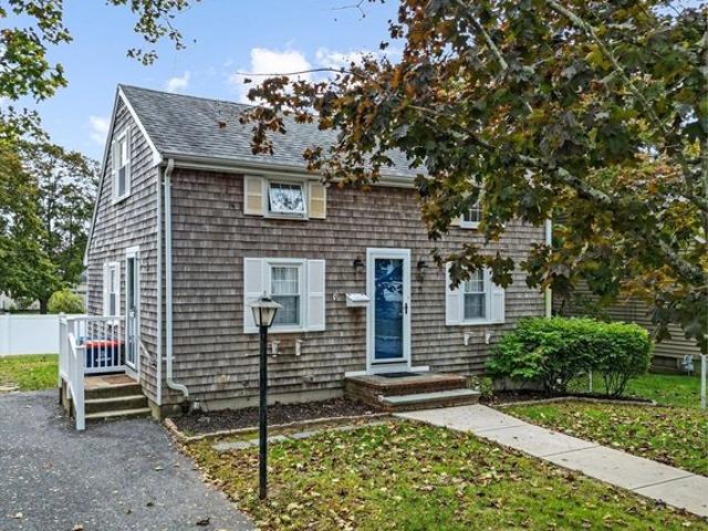 1024 Marion St, New Bedford, MA 02745