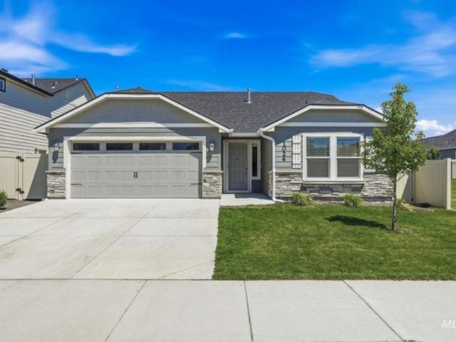 1024 N Ryde Ave, Kuna, ID 83634