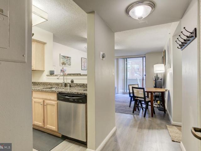 1024 N Utah St, Unit 217, Arlington, VA 22201 | MLS #VAAR2072 | Compass