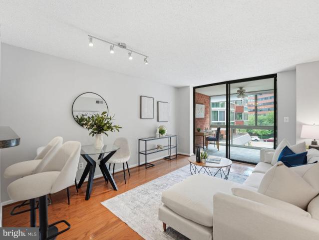 1024 N Utah St, Unit 318, Arlington, VA 22201 | MLS #VAAR2072 | Compass