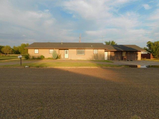 1024 Avenue A, Beaver, OK 73932