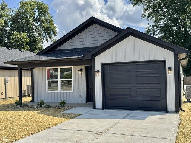 1024 Avenue B St, Greencastle, IN 46135