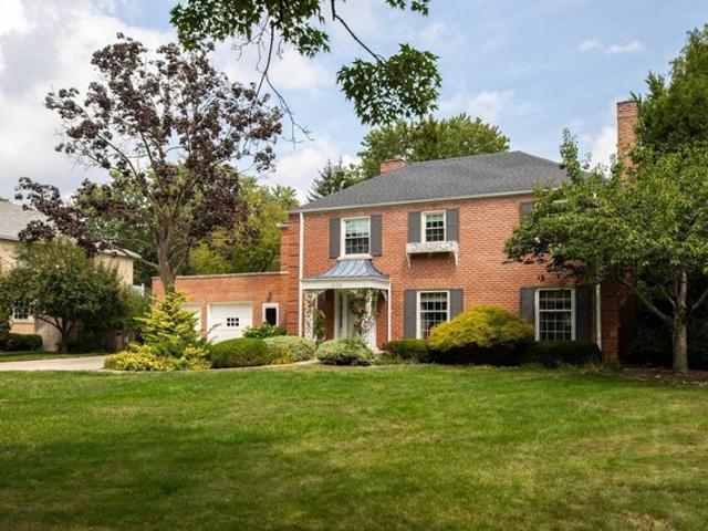1024 Buckingham Rd, Grosse Pointe Park, MI 48230