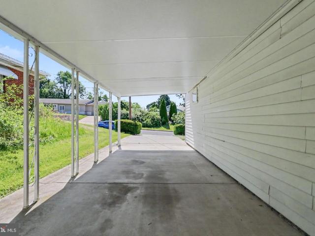 1024 Buttonwood Drive