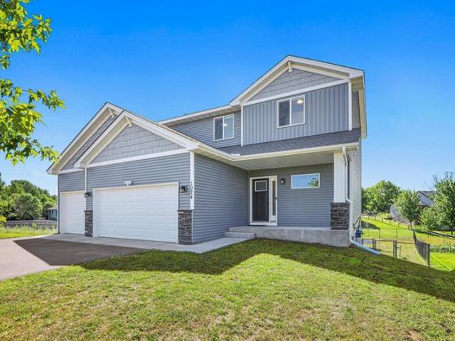 1024 Bellaire Blvd NW, Isanti, MN 55040