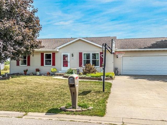 1024 Calypso Dr, Winneconne, WI 54986