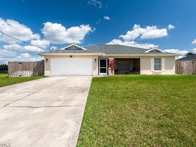 1024 Cavanagh Ave, Lehigh Acres, FL 33971