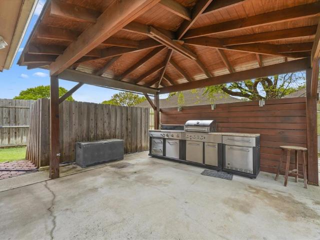 1024 Choke Cherry Ln, Crowley, TX 76036 | MLS #21222