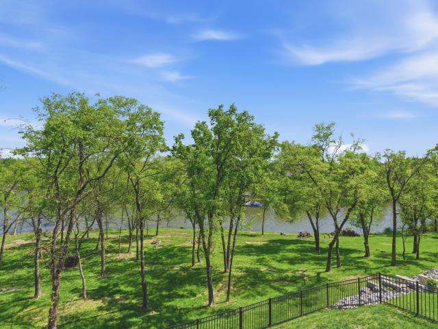 1024 Club View Drive # B301