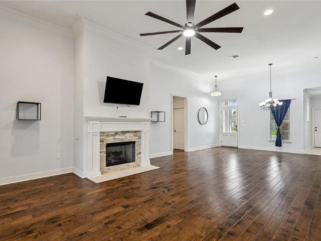 1024 Deer Park Drive