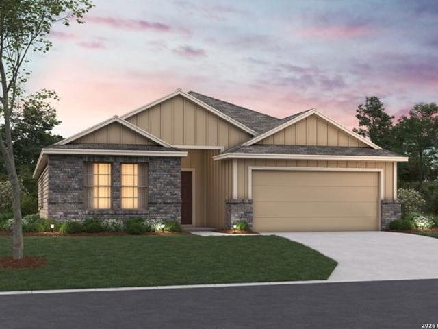 1024 Eagle Xing, Seguin, TX 78155