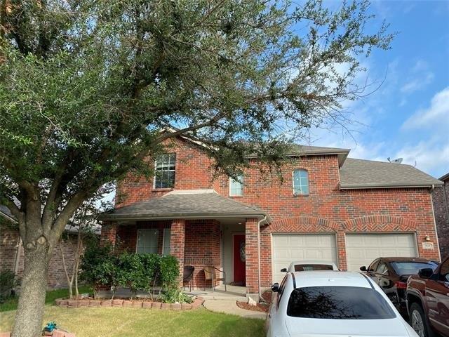 1024 Grimes Dr, Forney, TX 75126