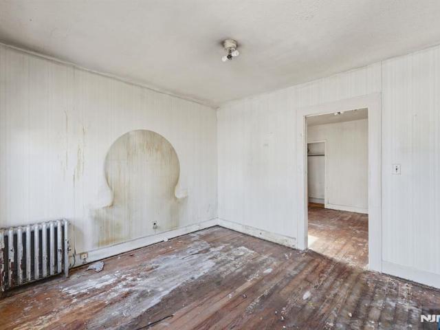 1024 Julia Street