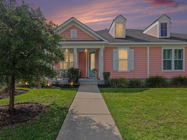 1024 Longwood Bluffs Cir, Murrells Inlet, SC 29576