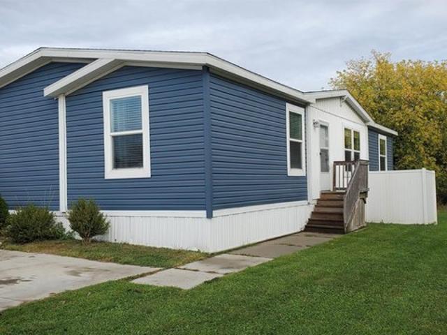 1024 Pebble Crk, Mount Pleasant, MI 48858