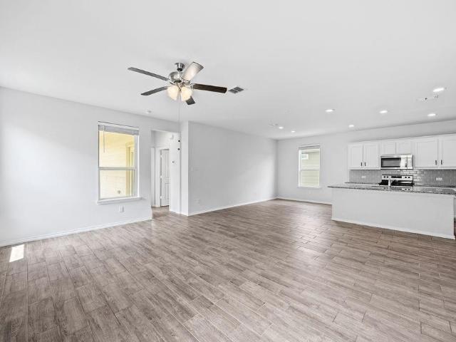 1024 Runnels Lane