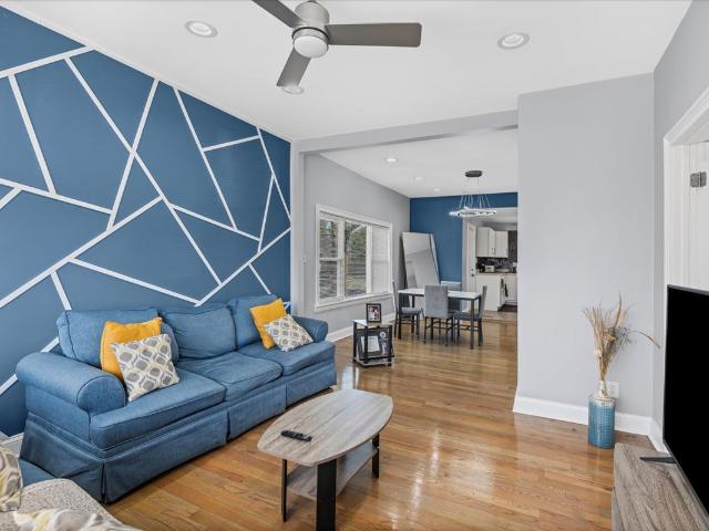 1024 W 103rd Street