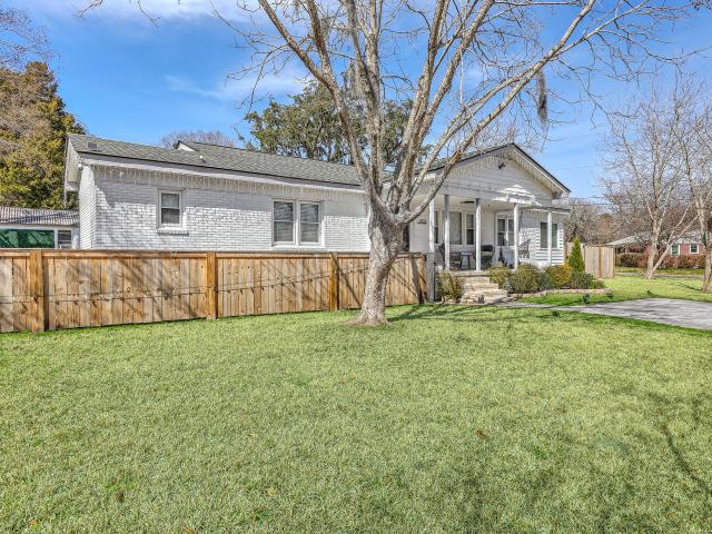 1024 W Recess Road