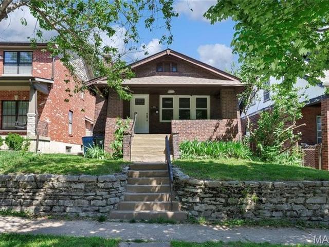 1024 Yale Ave, Richmond Heights, MO 63117