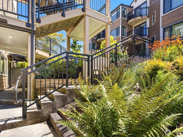 1024 5th Avenue S # C001