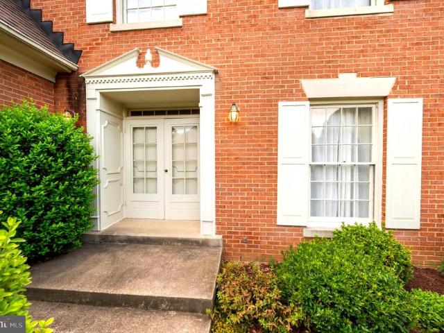 10253 Gainsborough