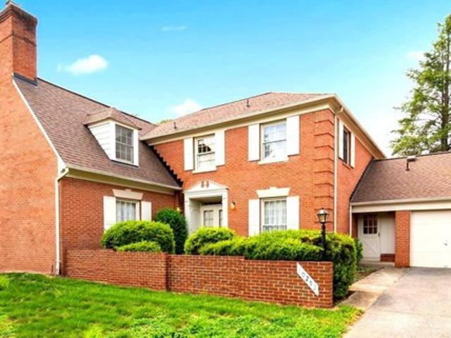 10253 Gainsborough Rd, Potomac, MD 20854