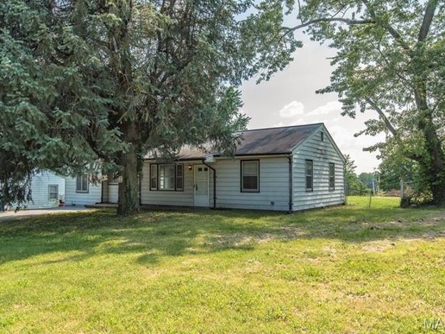 10253 Imperial Dr, Saint Louis, MO 63136