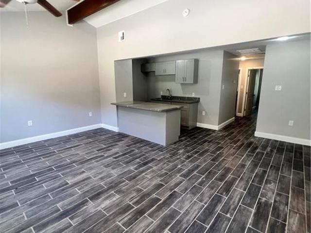10252 El Scott