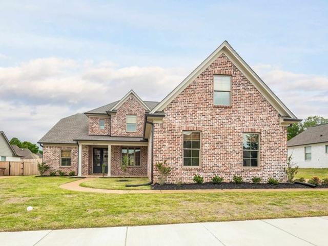 10252 Gray Heron Dr, Lakeland, TN 38002