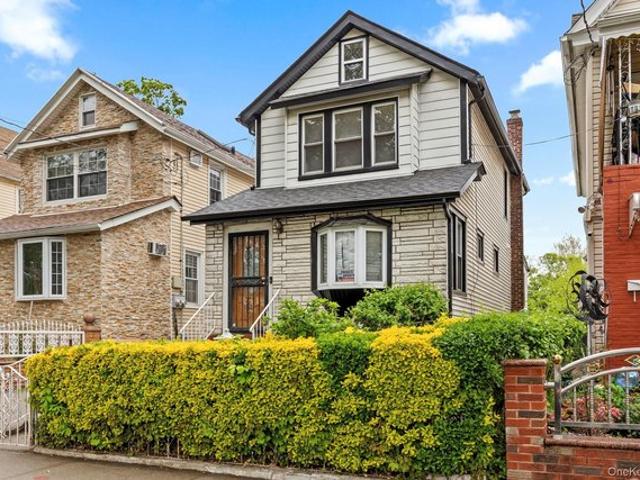 10257 th St, Hollis, NY 11423