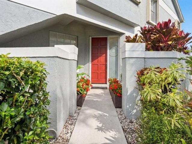 10256 Andover Coach Cir Apt G2, Lake Worth, FL 33449