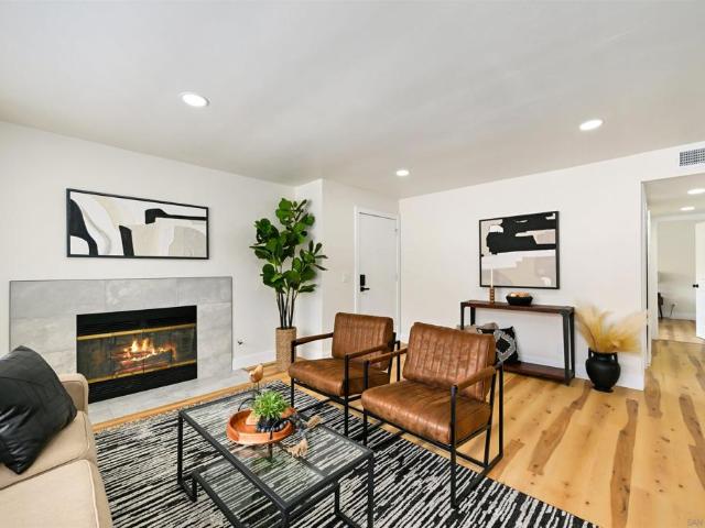 10258 Norma Gardens 4