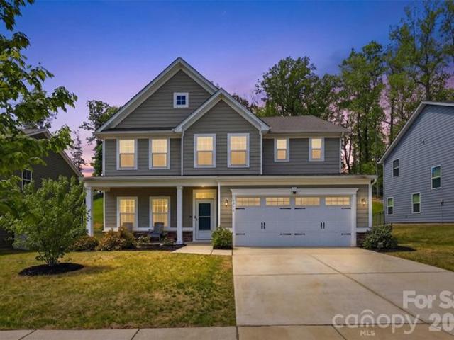 10258 Paper Birch Dr, Charlotte, NC 28215
