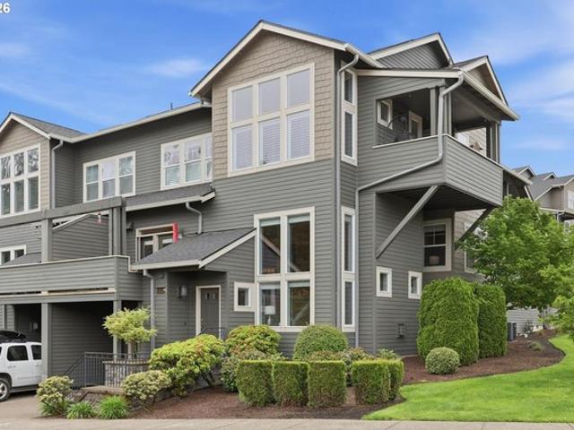 10258 SE Bristol Ln, Happy Valley, OR 97086