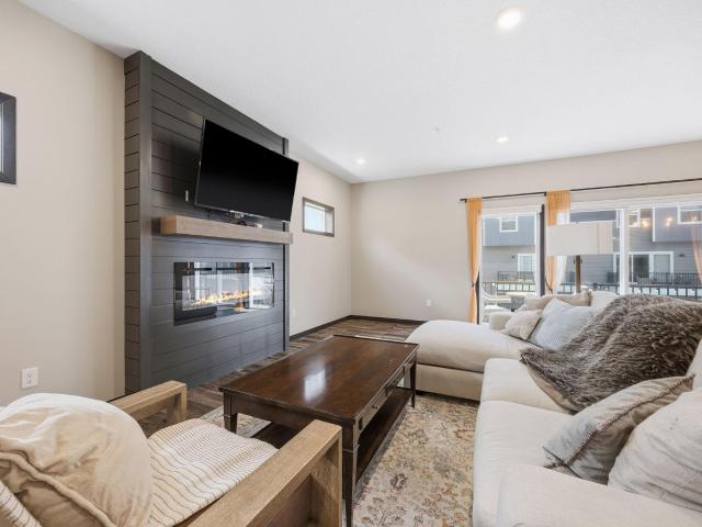 10259 3rd Street NE # B