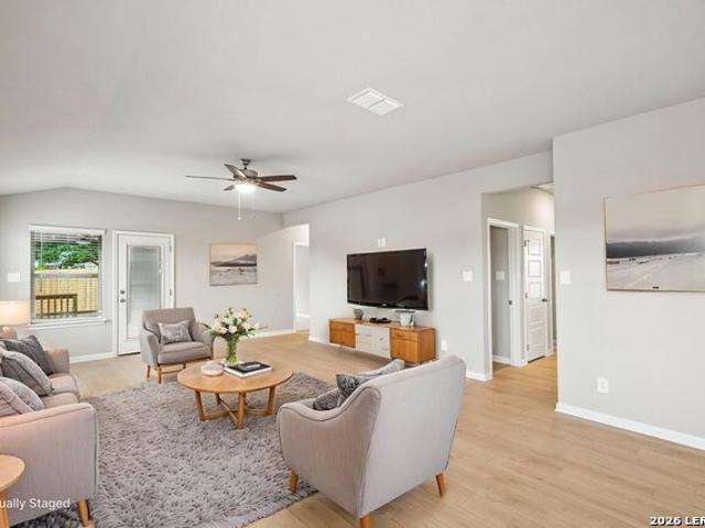 10259 King Robert
