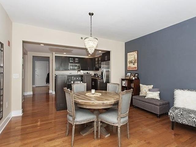 1025 Maxwell Lane # 407